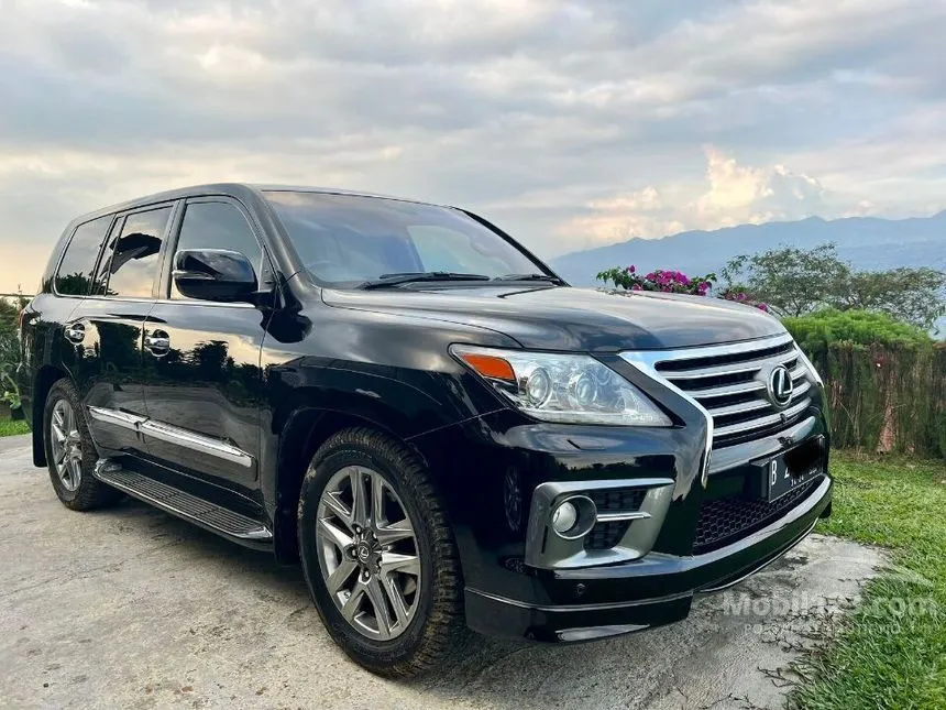 Jual Mobil Lexus LX570 2012 5.7 di DKI Jakarta Automatic SUV Hitam Rp 1.250.000.000 - 11502324 ...