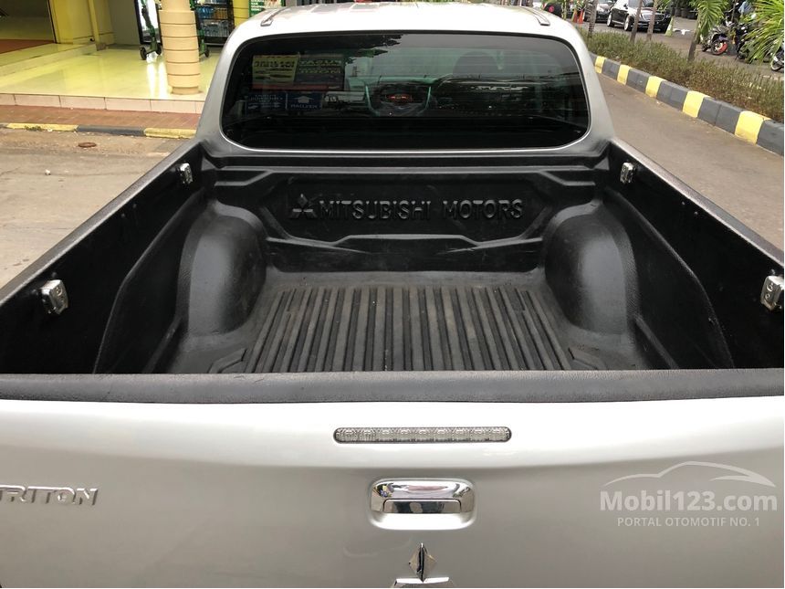Jual Mobil Mitsubishi Triton 2016 EXCEED 2.5 di DKI Jakarta Automatic ...