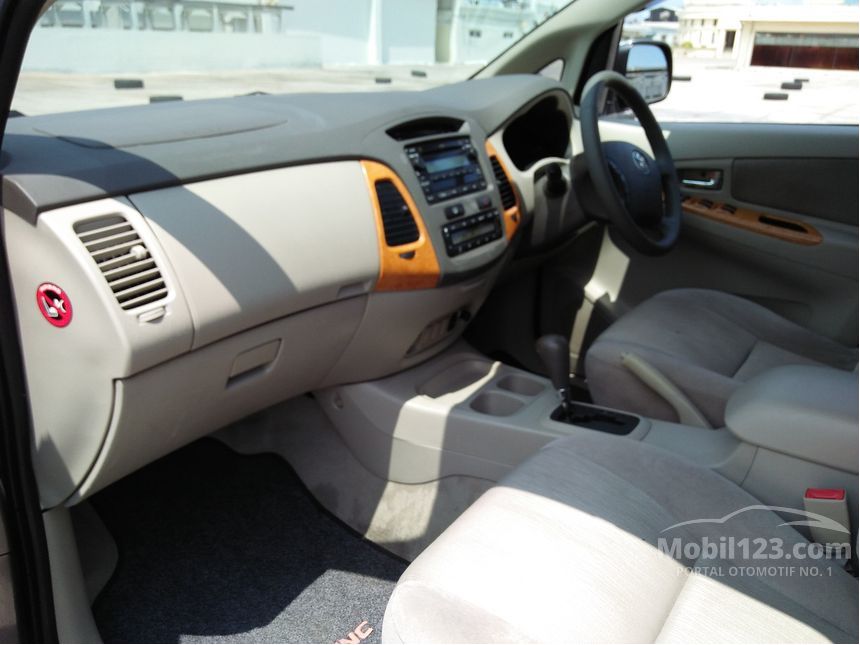 Jual Mobil Toyota Kijang Innova 2010 V 2.0 di DKI Jakarta Automatic MPV ...