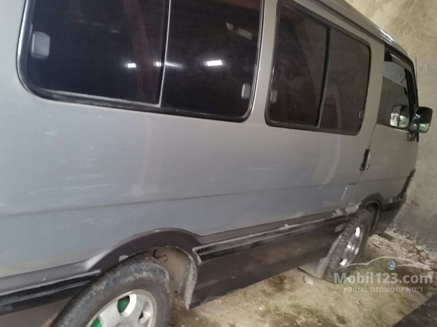 Jual Mobil Mazda E2000 2000 Ltd 2.0 di Jawa Tengah Manual Van Silver Rp ...