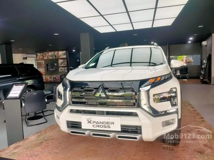 Jual Mobil Mitsubishi Xpander 2023 CROSS 1.5 di DKI Jakarta Automatic ...