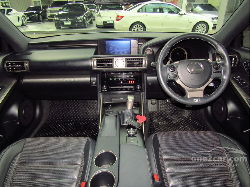 Lexus IS250 2016 (ปี 13-16) F-SPORT 2.5 เกียร์อัตโนมัติ สีขาว | One2car ...