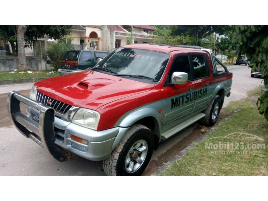 Jual Mobil Mitsubishi L200 Strada 2002 GLX 2.8 di Kepulauan Riau Manual ...