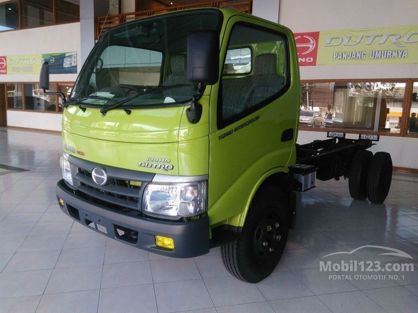 Jual Mobil Hino Dutro 2015 300 Series 4.0 di DKI Jakarta Manual Trucks ...
