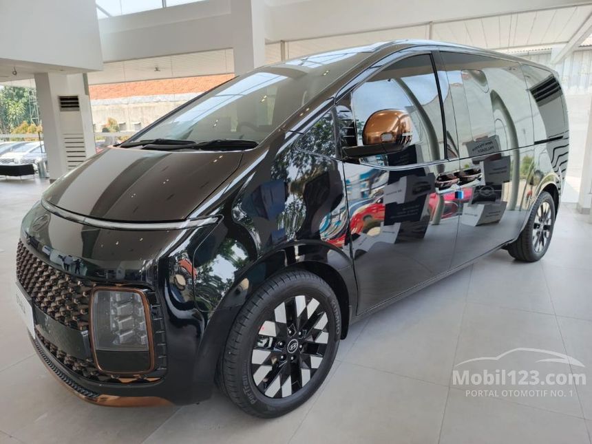 Jual Mobil Hyundai Staria 2024 Signature 7 2.2 di Jawa Barat Automatic Wagon Hitam Rp 1.031.500 ...