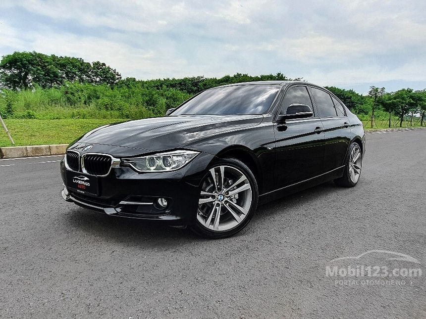Jual Mobil BMW 328i 2015 Sport 2.0 di DKI Jakarta Automatic Sedan Hitam ...