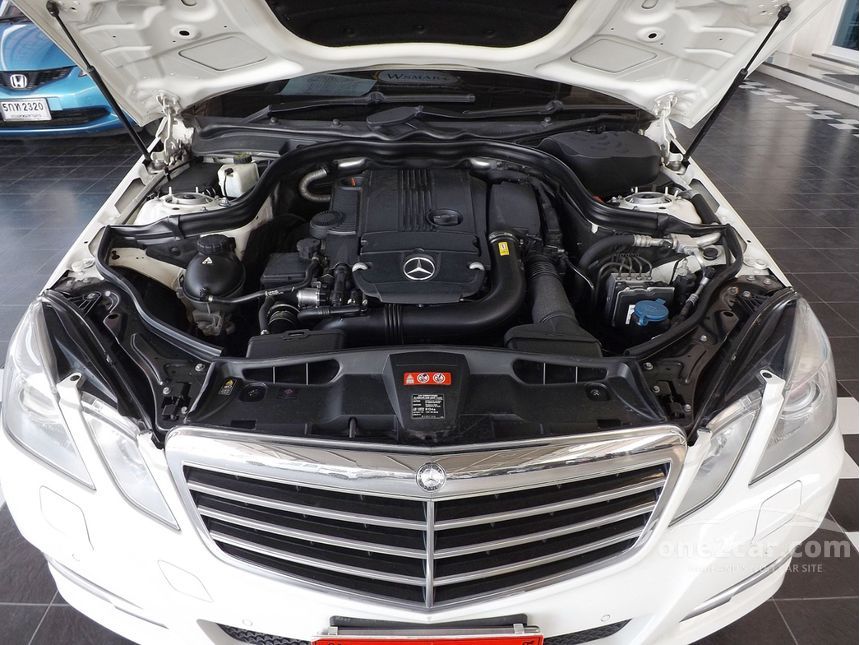 2011 Mercedes-Benz E250 CGI BlueEFFICIENCY 1.8 W212 (ปี 10-16) Avantgarde Sedan AT for sale on ...