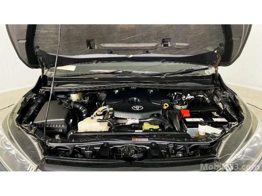 Jual Mobil Toyota Kijang Innova 2017 G 2.4 di Banten Automatic MPV Abu ...