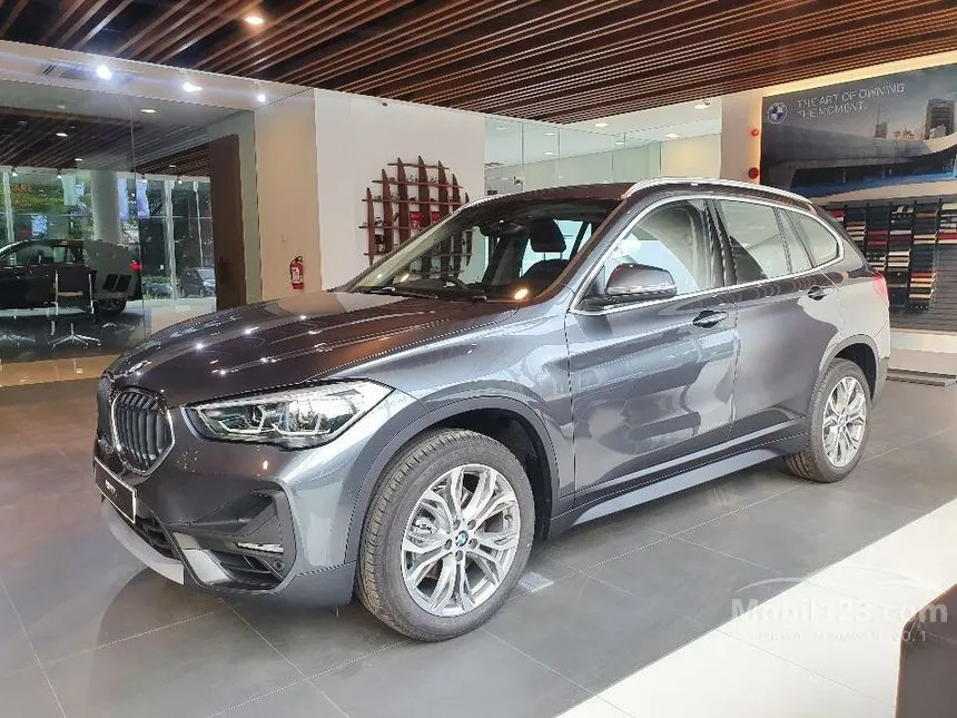 Jual Mobil BMW X1 2022 sDrive18i Dynamic 1.5 di DKI Jakarta Automatic ...
