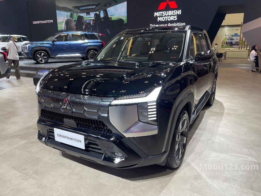 Jual Mobil Mitsubishi Destinator 2025 Exceed 1.5 di Banten Automatic ...