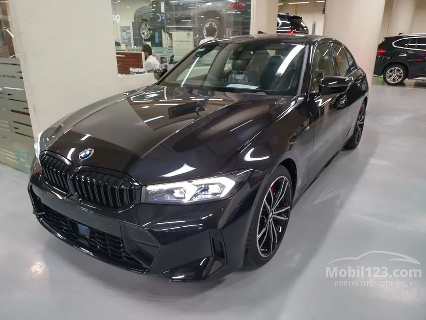 Jual Mobil BMW 330i 2023 M Sport Pro 2.0 di DKI Jakarta Automatic Sedan ...