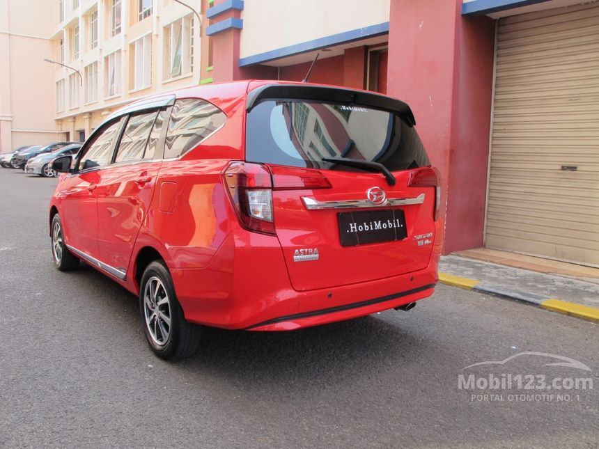 Jual Mobil Daihatsu Sigra 2017 R 1.2 di DKI Jakarta Automatic MPV Merah ...