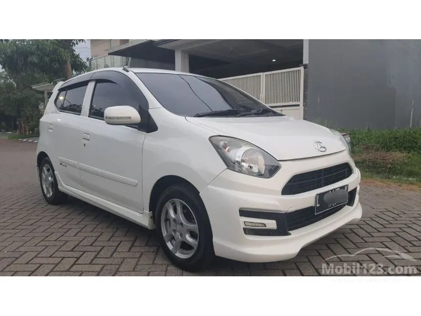 Jual Mobil Daihatsu Ayla 2014 M Sporty 1.0 di Jawa Timur Automatic ...