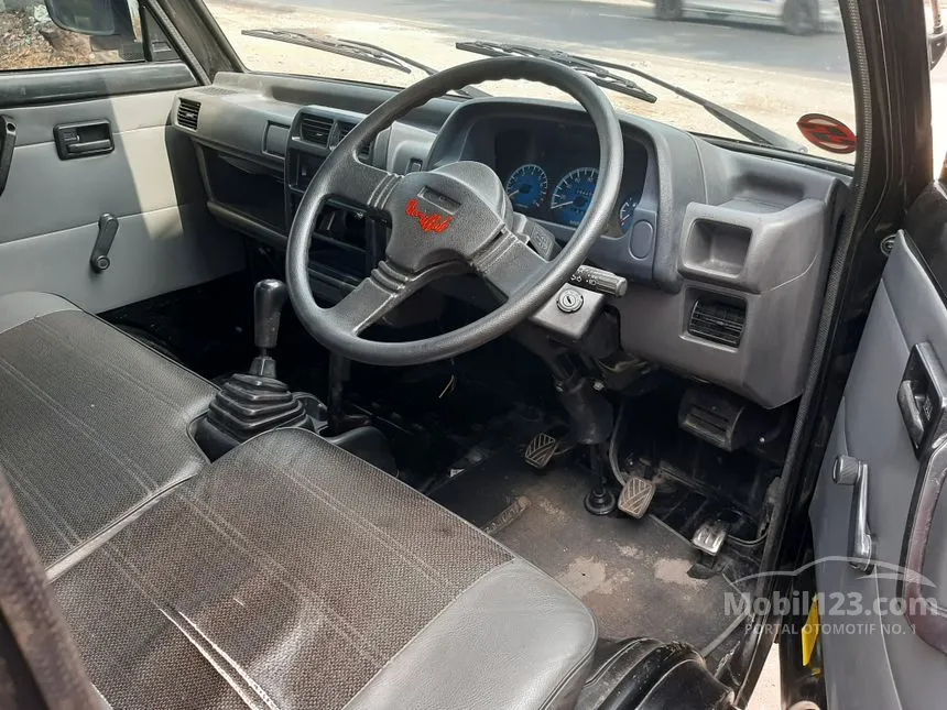 Jual Mobil Mitsubishi Colt T120SS 2015 Standard 1.5 di Jawa Timur ...