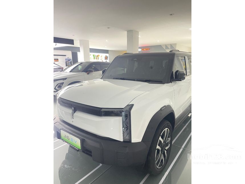Jual Mobil Chery Omoda J6 2025 EV IWD di Jawa Barat Automatic SUV Putih ...