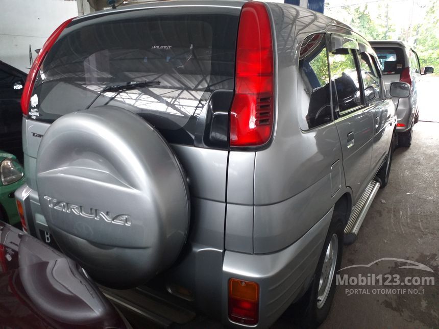 Jual Mobil Daihatsu Taruna 2002 CX 1.5 di Jawa Barat Manual SUV Silver ...