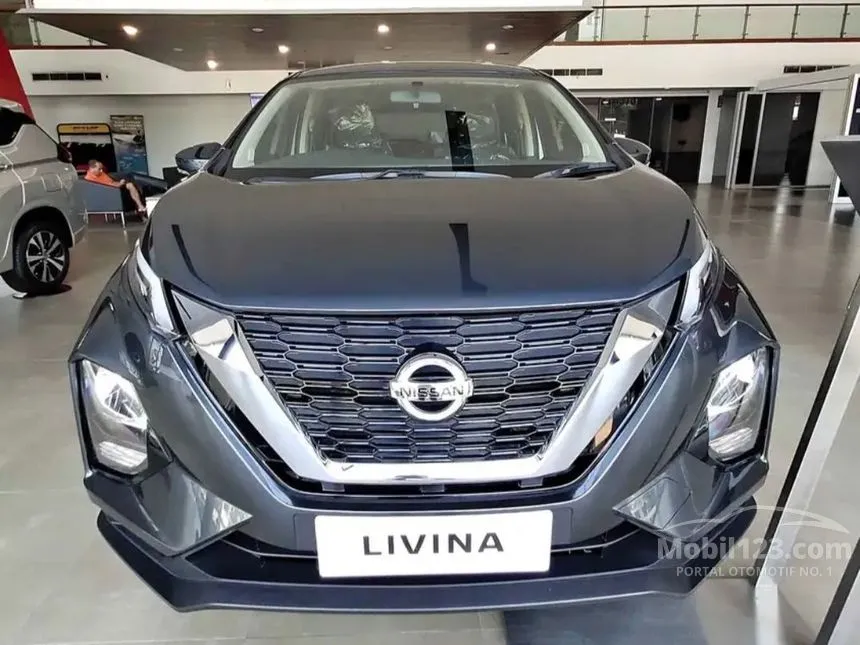 Jual Mobil Nissan Livina 2022 VE 1.5 di Banten Automatic Wagon Abu-abu ...