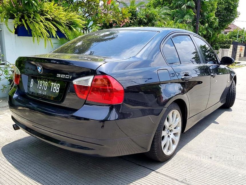 Jual Mobil BMW 320i 2006 E90 2.0 di DKI Jakarta Automatic Sedan Hitam Rp 136.000.000 - 5589174 ...