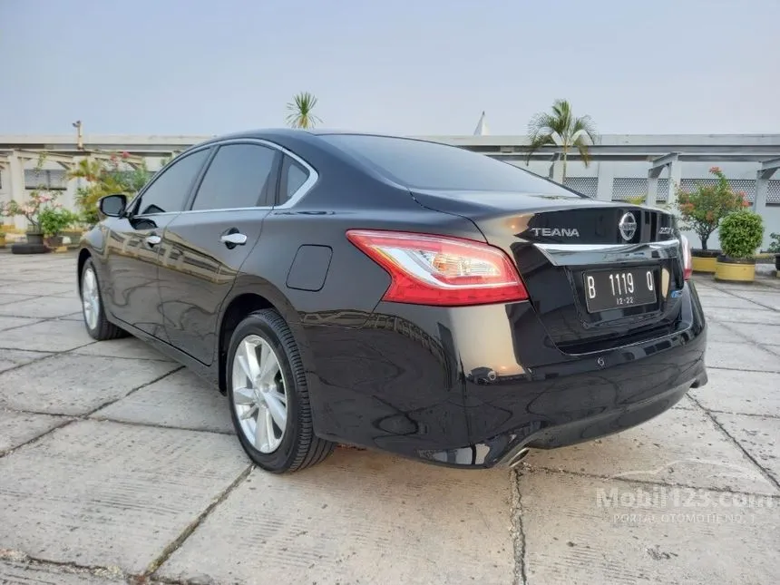 Jual Mobil Nissan Teana 2017 XV 2.5 di DKI Jakarta Automatic Sedan ...
