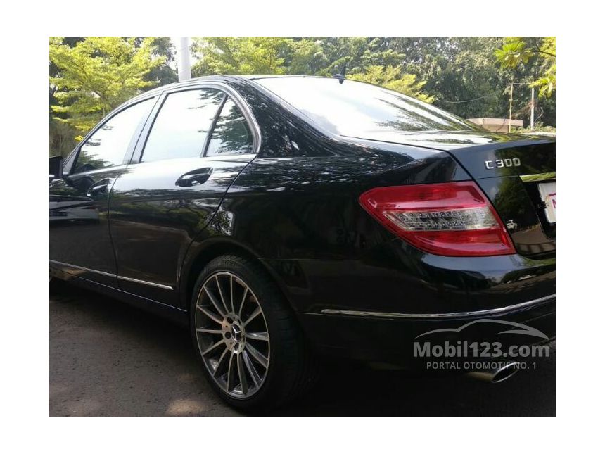 Jual Mobil Mercedes-Benz C300 2010 Avantgarde 3.0 di DKI Jakarta ...
