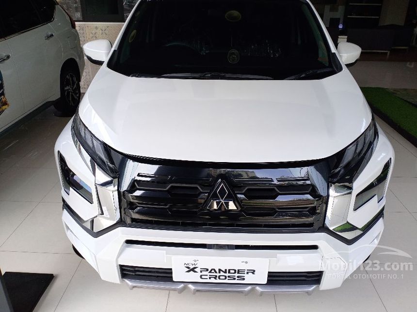 Jual Mobil Mitsubishi Xpander Cross 2025 Elite Limited Edition (White ...