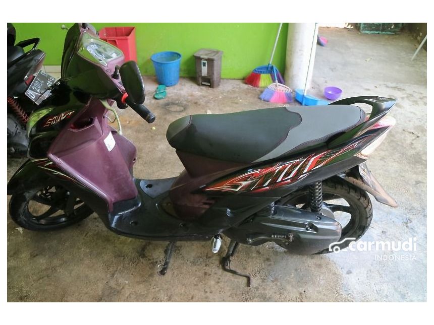 Jual Motor Yamaha Mio 2011 0.1 di Indonesia (Lainnya) Automatic Hitam ...
