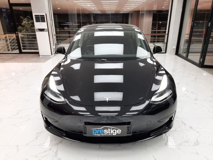 Jual Mobil Tesla Model 3 2021 Standard Range Plus di DKI Jakarta ...