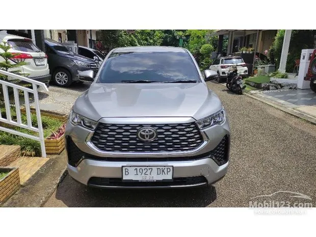 Jual Toyota Kijang Innova Zenix G (Non Premium Color) Bekas di Autofun ...