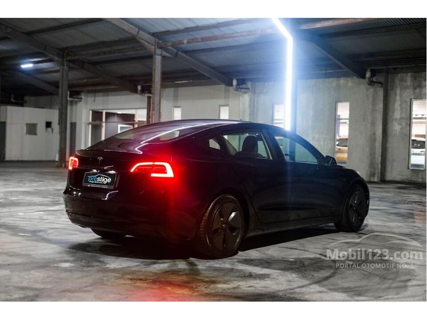 Jual Mobil Tesla Model 3 2021 Standard Range Plus di DKI Jakarta ...
