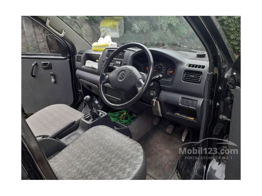 Jual Mobil Suzuki Mega Carry 2012 Series 1 1.5 di Jawa Barat Manual ...