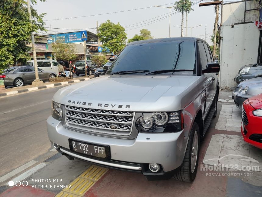Jual Mobil Land Rover Range Rover 2004 Vogue 4.4 di DKI Jakarta ...
