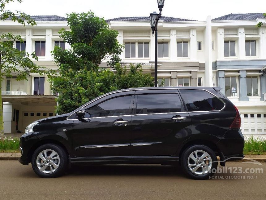 Jual Mobil Toyota Avanza 2017 Veloz 1.3 di DKI Jakarta Automatic MPV ...