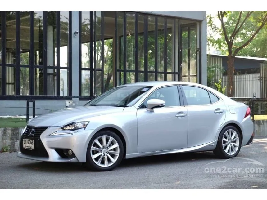 2015 Lexus IS300h 2.5 (ปี 13-23) Luxury Sedan for sale on One2car