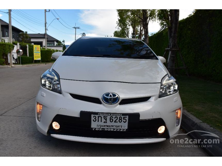 2014 Toyota Prius 1.8 (ปี 09-16) Hybrid Standard grade Hatchback for ...