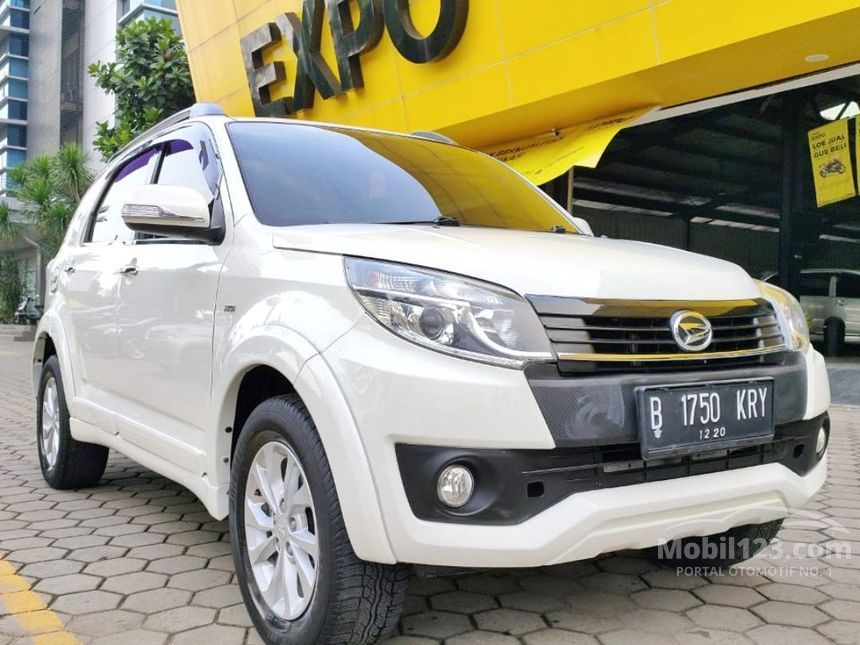 Jual Mobil Daihatsu Terios 2015 R 1.5 di Banten Automatic Wagon Putih ...