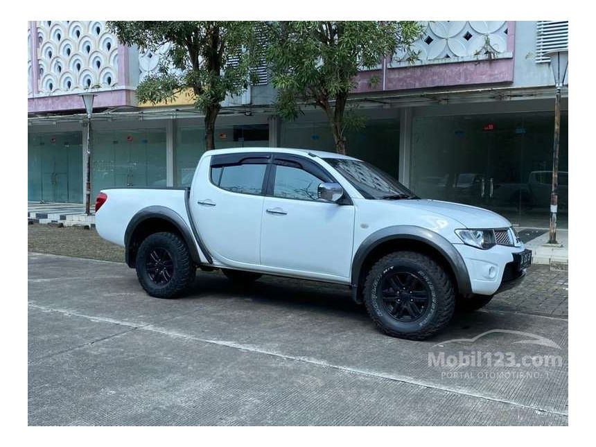 Jual Mobil Mitsubishi Strada Triton 2013 GLS 2.5 di Sumatera Utara ...