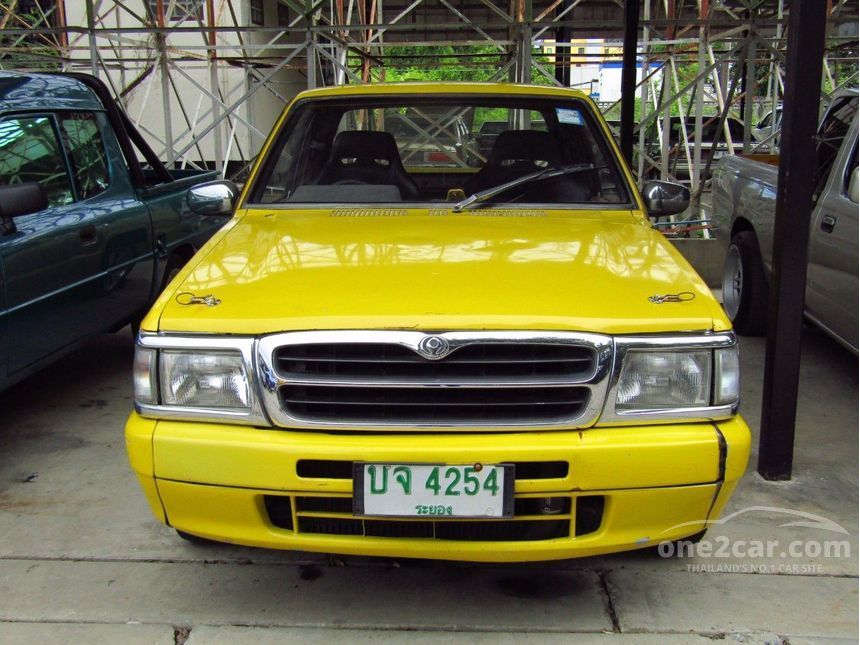 Mazda Magnum Thunder 1994 STD 2.5 in ภาคตะวันออก Manual Pickup สีเหลือง ...