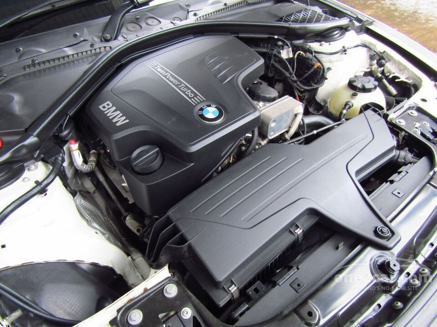BMW 328i 2014 F30 (ปี 11-16) Sport 2.0 เกียร์อัตโนมัติ สีขาว | One2car ...