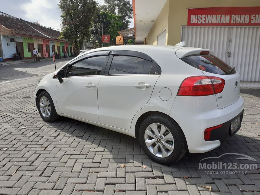 Jual Mobil KIA Rio 2016 UB 1.4 di Yogyakarta Manual Hatchback Putih Rp ...
