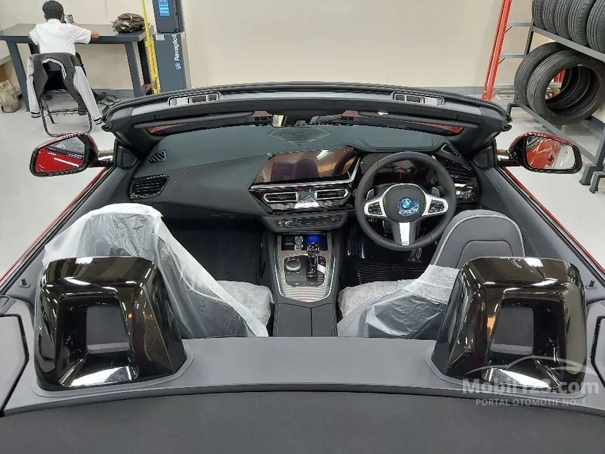 Jual Mobil BMW Z4 2022 sDrive30i M Sport 2.0 di DKI Jakarta Automatic ...