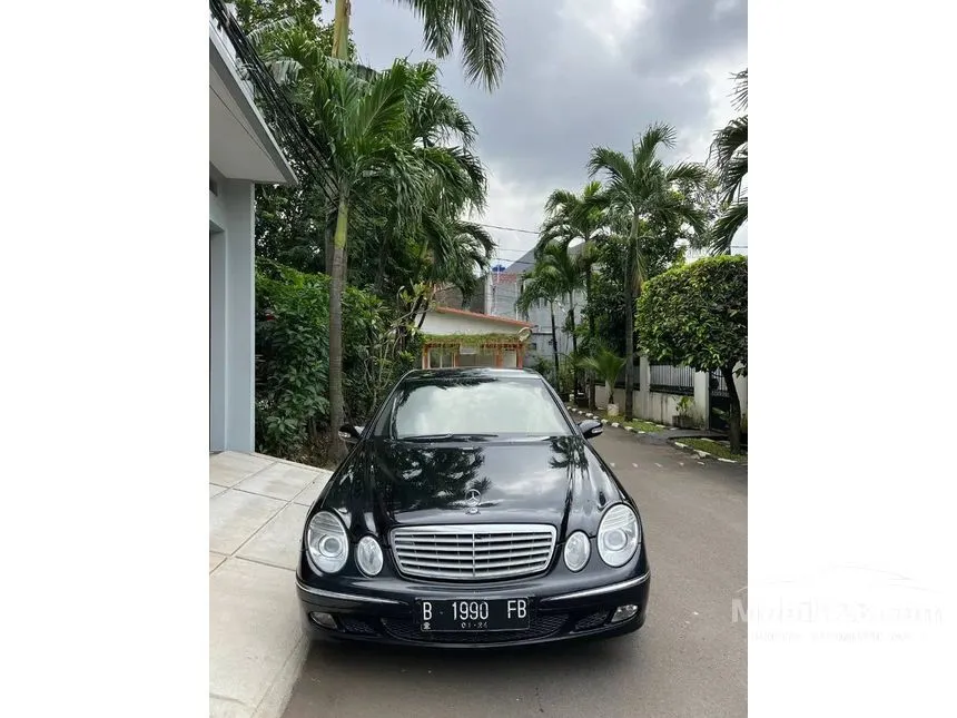 Jual Mobil Mercedes-Benz E260 2004 E260 2.6 di Banten Automatic Sedan Hitam Rp 125.000.000 ...