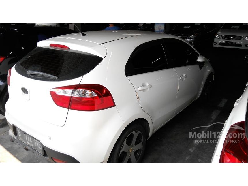 Jual Mobil KIA Rio 2012 UB 1.4 di DKI Jakarta Automatic Hatchback Putih ...