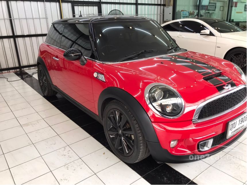 2011 Mini Cooper 1.6 R56 S Hatchback AT for sale on One2car
