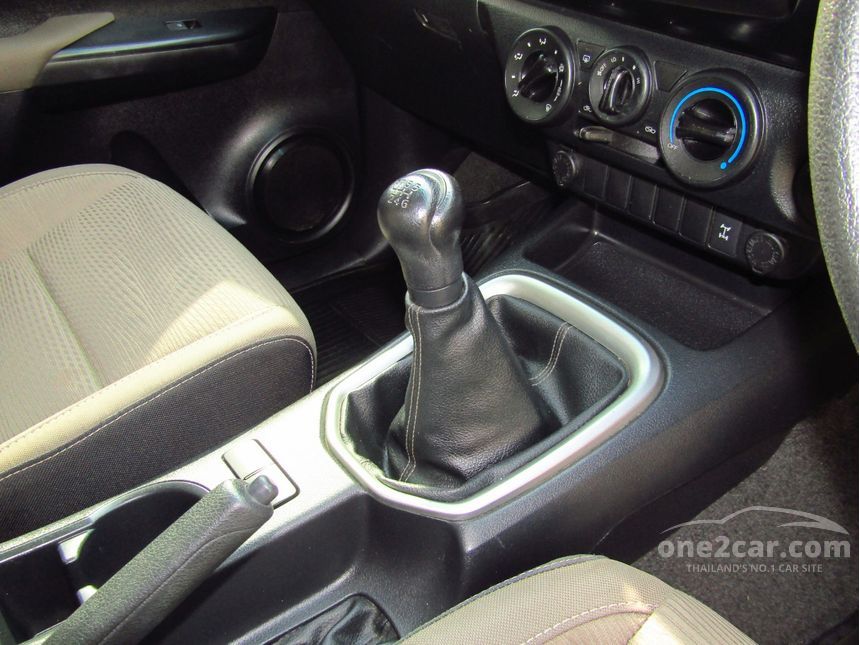 Toyota Hilux Revo 2015 E 2.4 in กรุงเทพและปริมณฑล Manual Pickup สีเทา ...