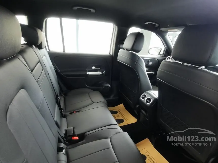 Jual Mobil Mercedes-Benz GLB200 2022 Progressive Line 1.3 di DKI ...