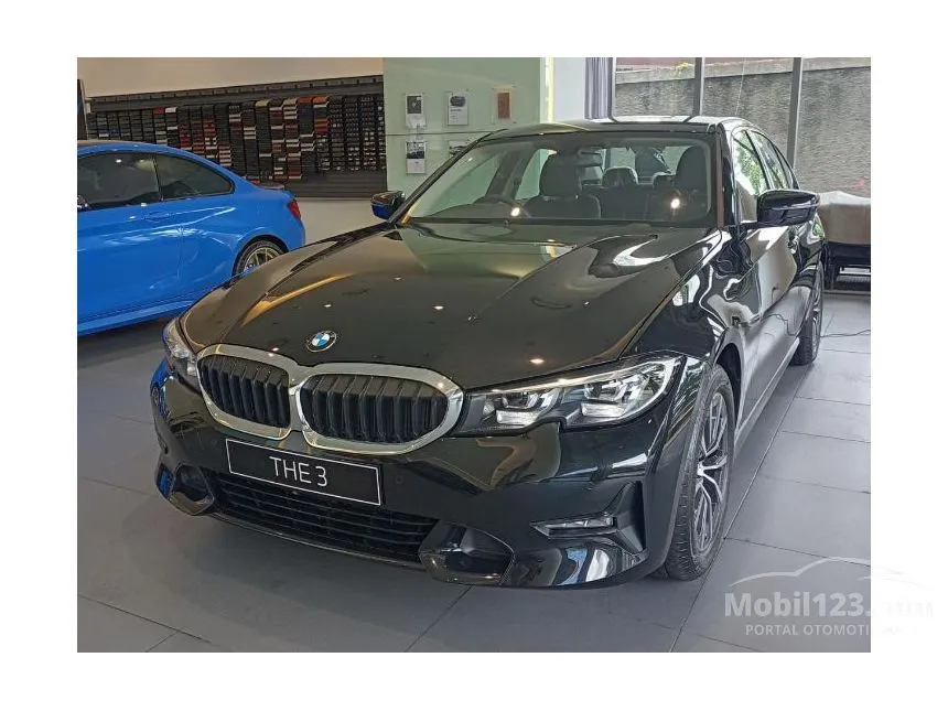 Jual Mobil BMW 320i 2022 Dynamic 2.0 di DKI Jakarta Automatic Sedan ...