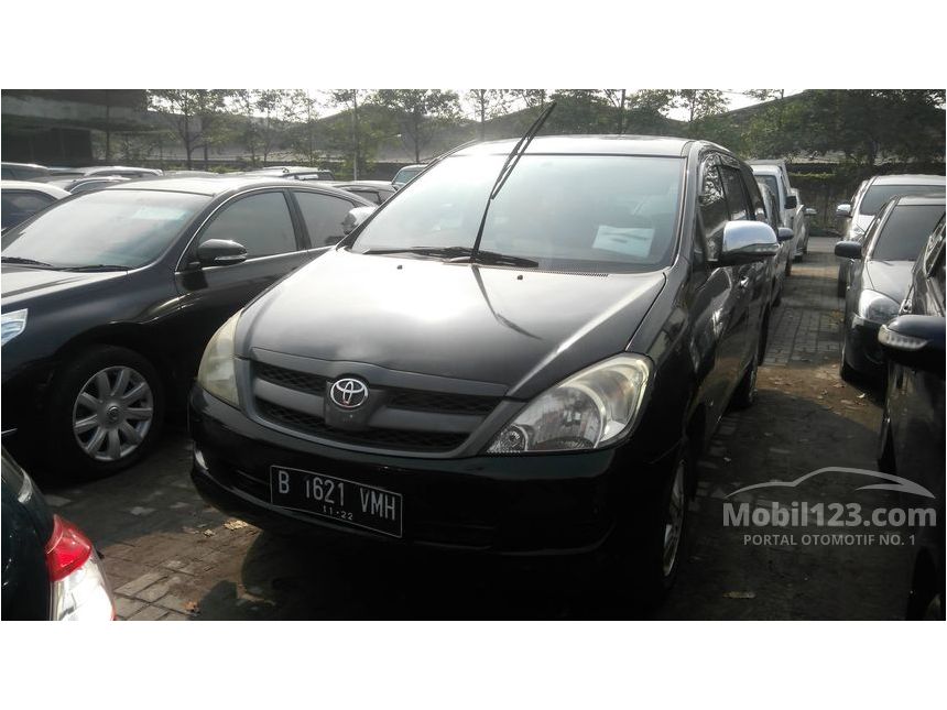 Jual Mobil Toyota Kijang Innova 2007 E 2.0 di Banten Manual MPV Hitam ...