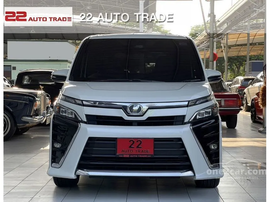 2019 Toyota Voxy 2.0 (ปี 14-17) ZS MPV มือสอง One2car