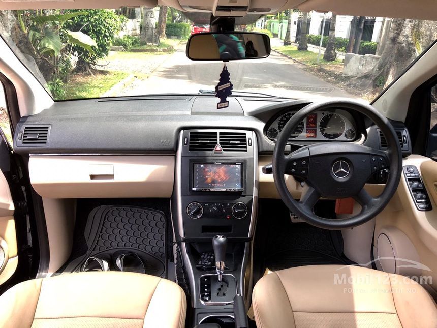 Jual Mobil Mercedes-Benz B170 2009 B170 1.7 di Jawa Barat Automatic ...