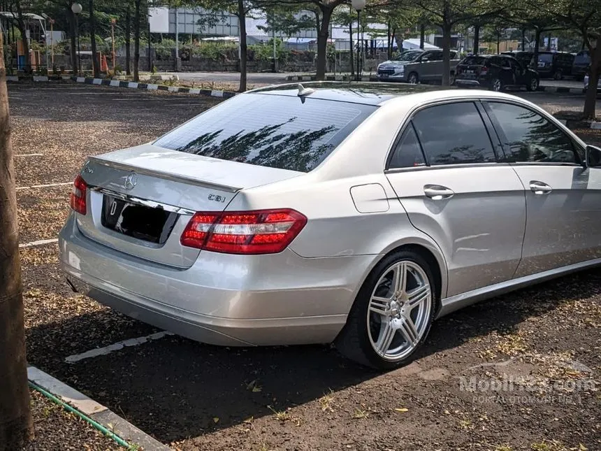 Jual Mobil Mercedes-Benz E200 2010 CGI 1.8 di Jawa Barat Automatic Sedan Silver Rp 235.000.000 ...